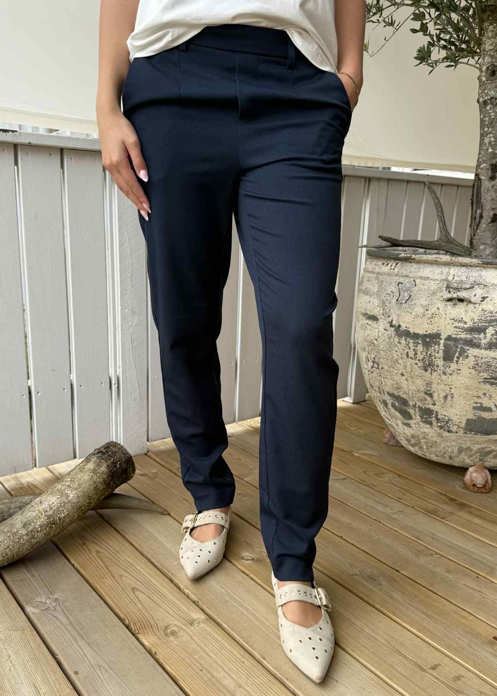 Lisa Slim Pants Tall- Sky Captain - Underdele - Filuca B